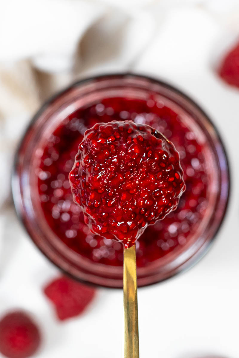 Raspberry Chia Jam - Nutrition to Fit | Lindsey Janeiro | Easy Healthy ...